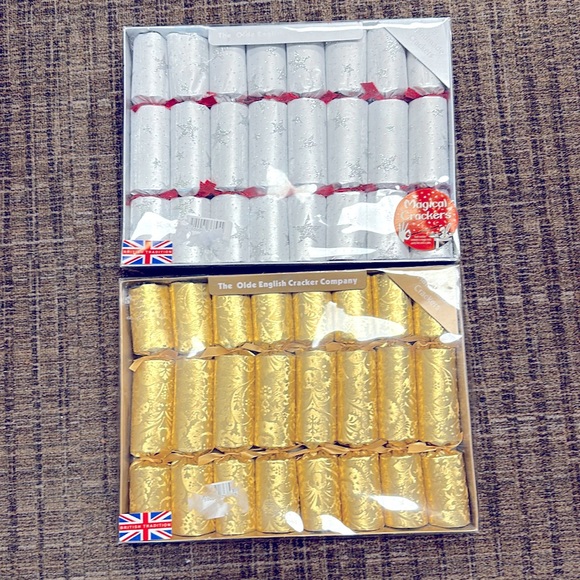 the old english company | Other | Nwt 6 Old English Crackers Company ...